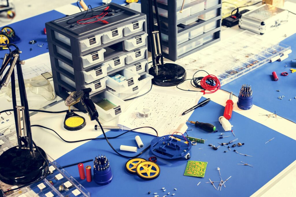 Technology in the classroom: 5 awesome electronic tools for teachers ...