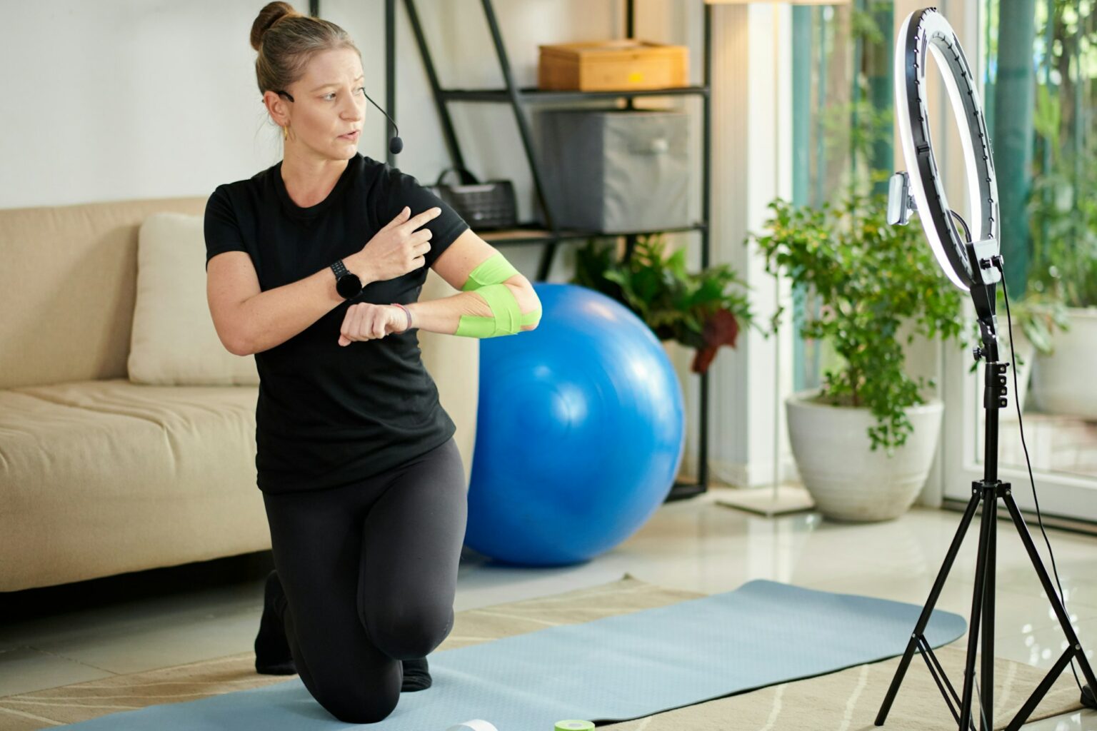 How Kinesiology Degrees Online Boost Your Career Prospects